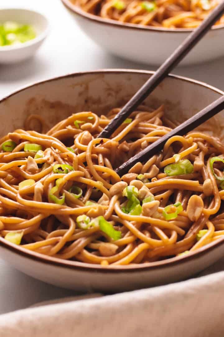 Spicy Peanut Sauce Noodles