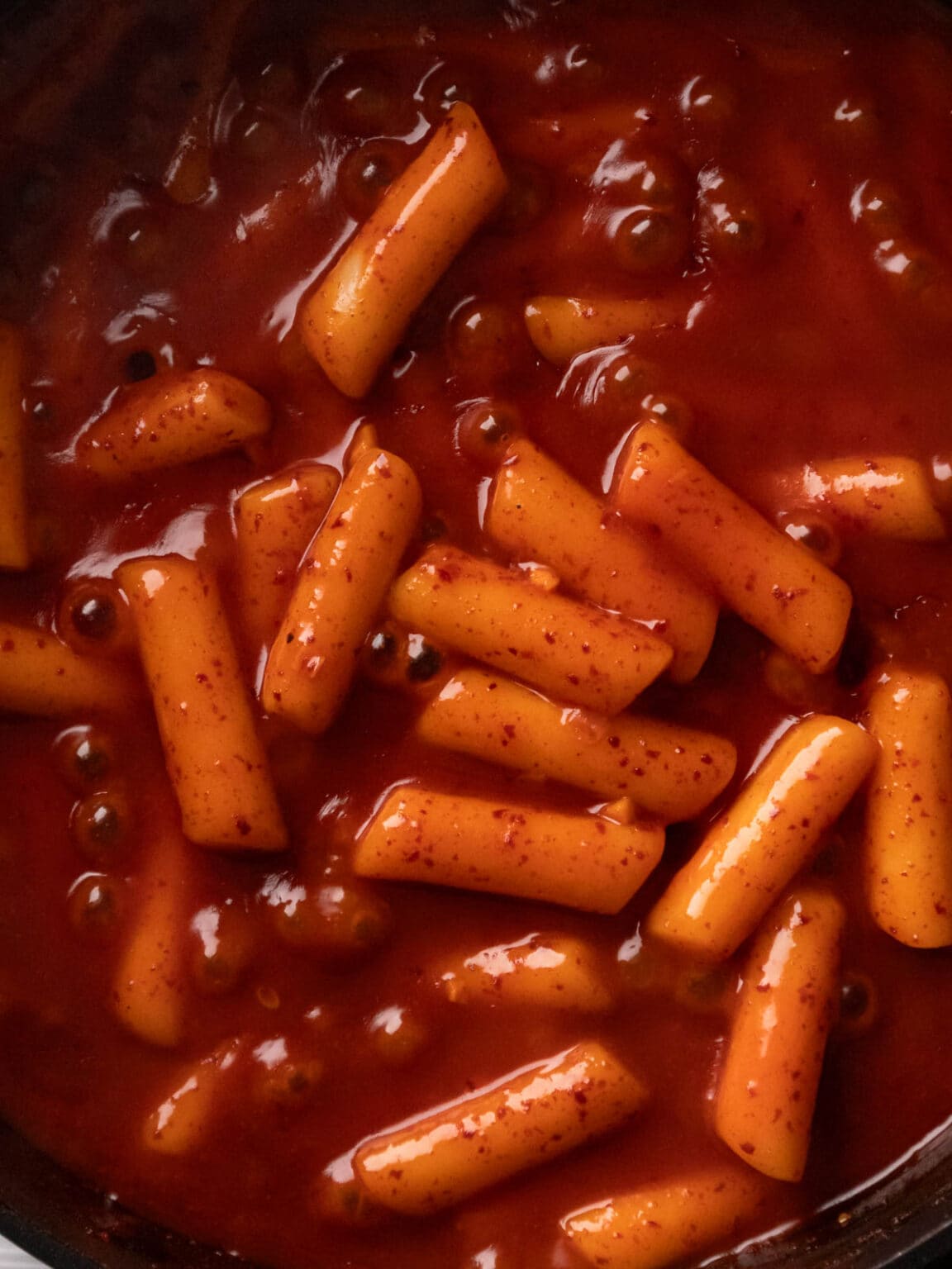 Easy Cheese Tteokbokki (Korean Rice Cake Recipe)